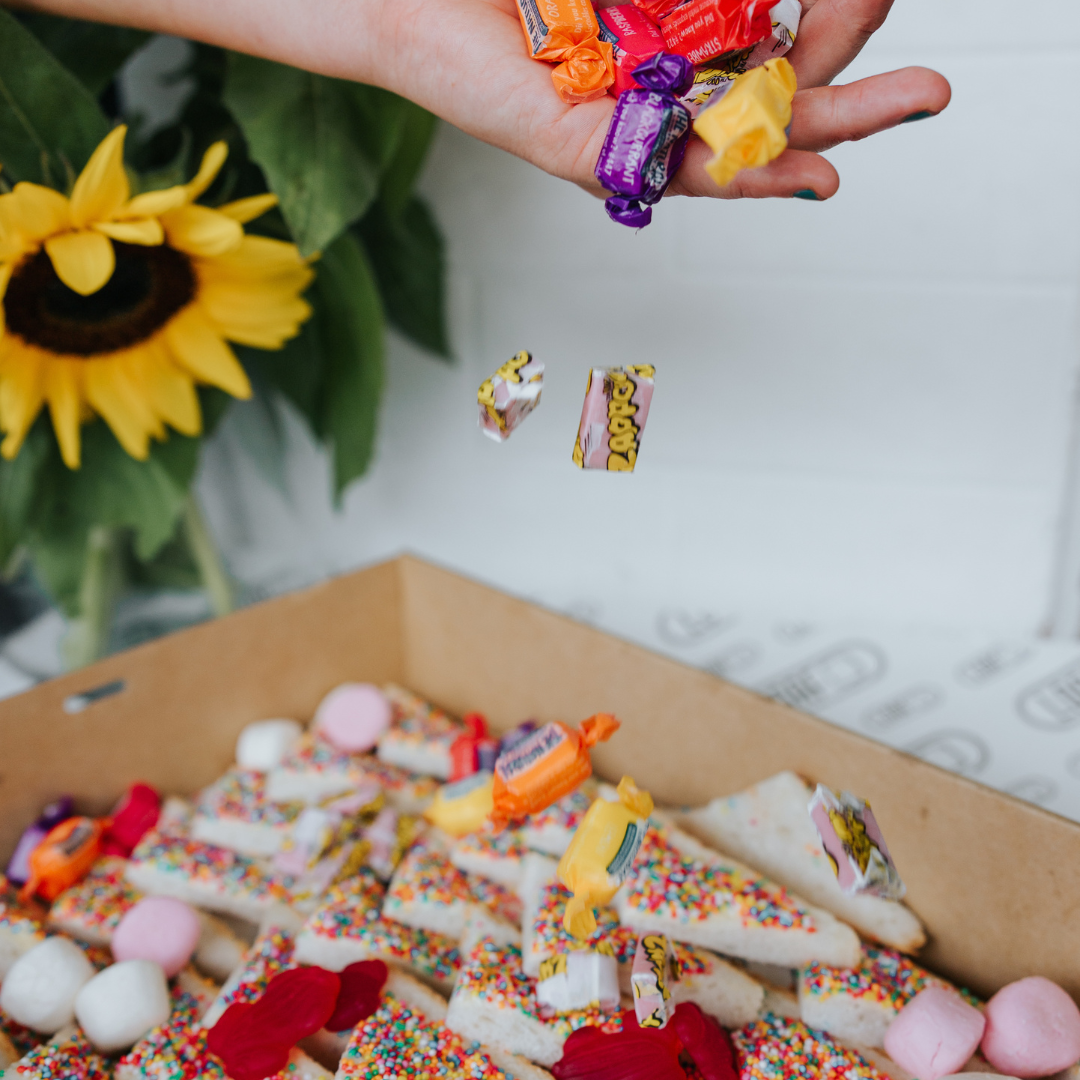 FAIRY BREAD PLATTER – LOAF Sandwiches